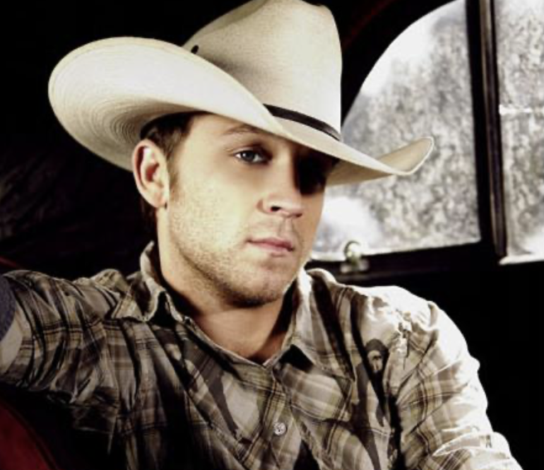 "If Heaven Wasn't So Far Away" by Justin Moore Went No. 1 On This Day ...