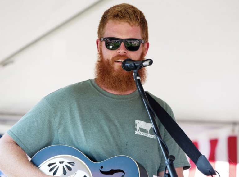 Oliver Anthony Becomes First Artist In History To Debut At #1 On Hot ...