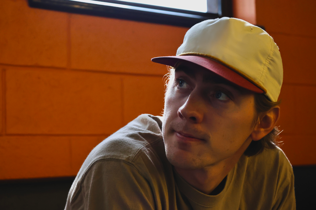 Dylan Gossett Releases New Song "Somewhere Between," Announces New EP ...