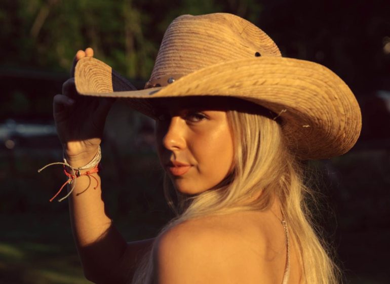 Viral "Hawk Tuah" Girl, Haliey Welch, Signs Exclusive Management Deal ...