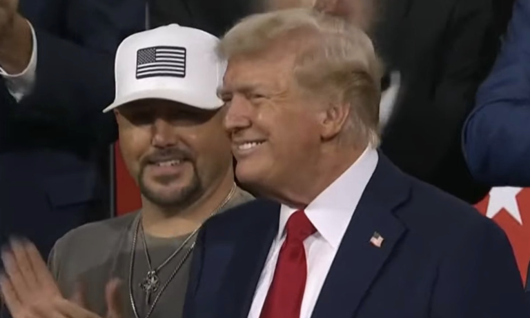 Jason Aldean Shown Sitting Next To Donald Trump In Family Box At ...